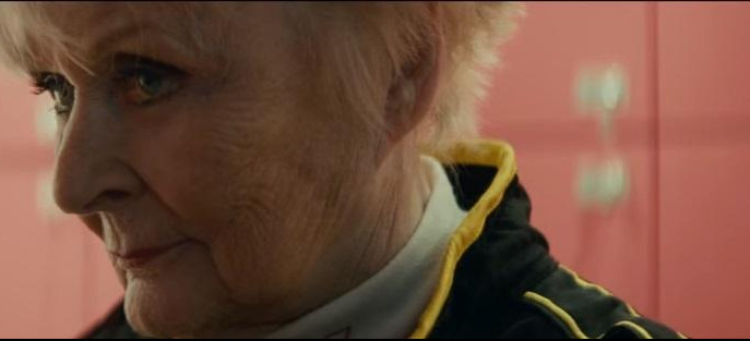 (VIDEO) SUPER BAKA! Ima skoro 80 godina i obožava VOŽNJU POD PUNIM ...