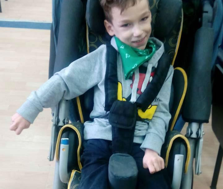 BUDIMO HUMANI! Malom Dimitriju je potebna pomoć da napravi svoj prvi ...