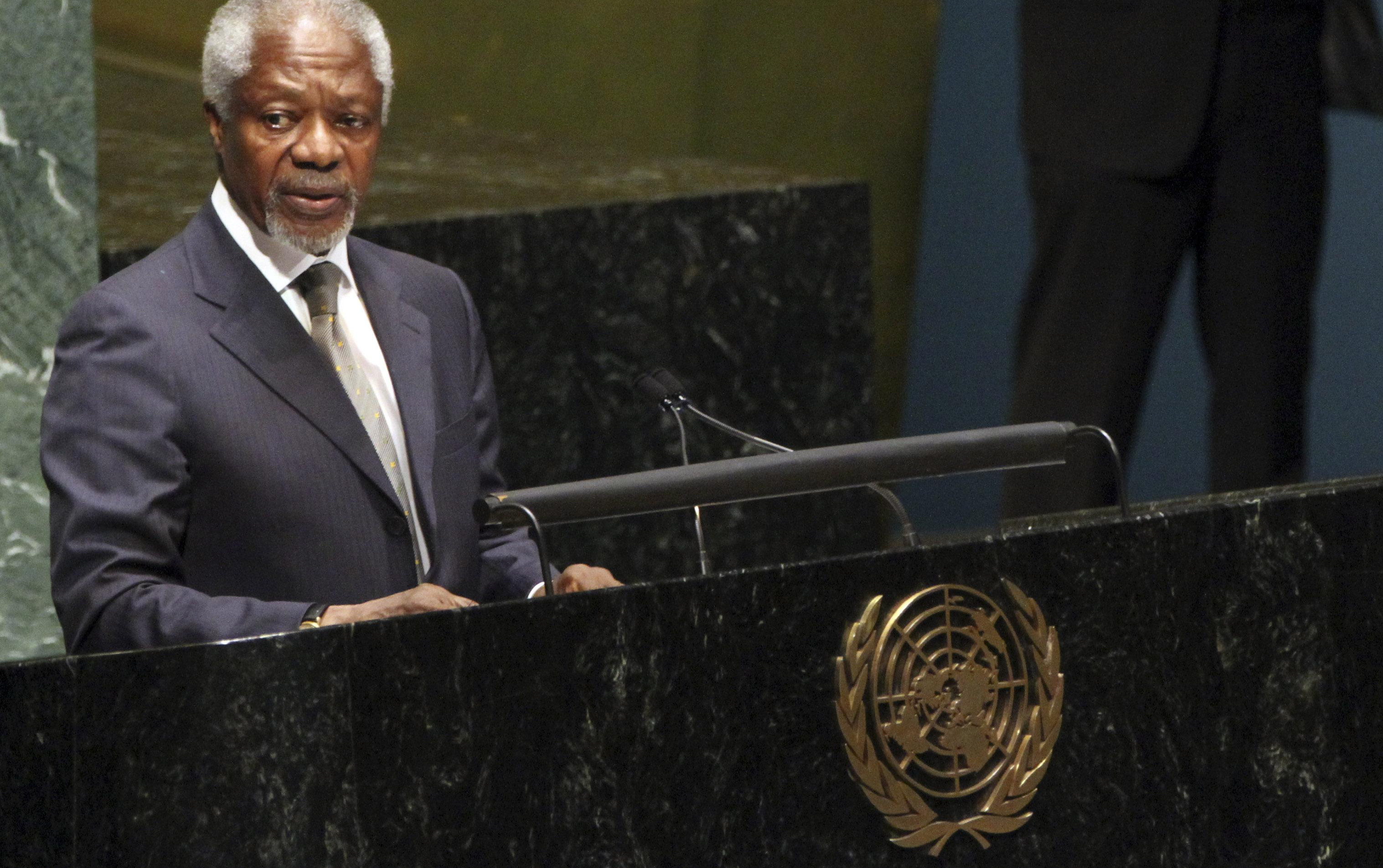 PREMINUO KOFI ANAN - Informer.rs