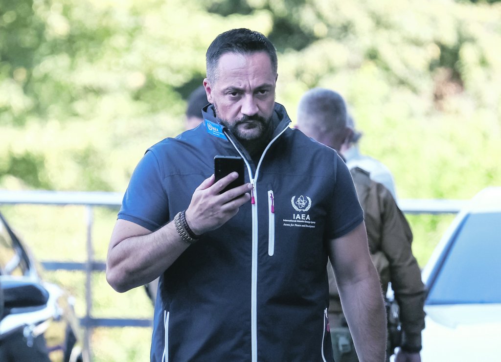 VELJKO JE JEDINI SRBIN U NUKLEARKI ZAPOROŽJE, TU JE DA ZAŠTITI NAUČNIKE ...