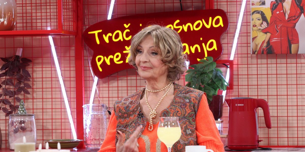 Lepa Lukić izvređala Vesnu Dedić, pa napustila emisiju - Informer.rs