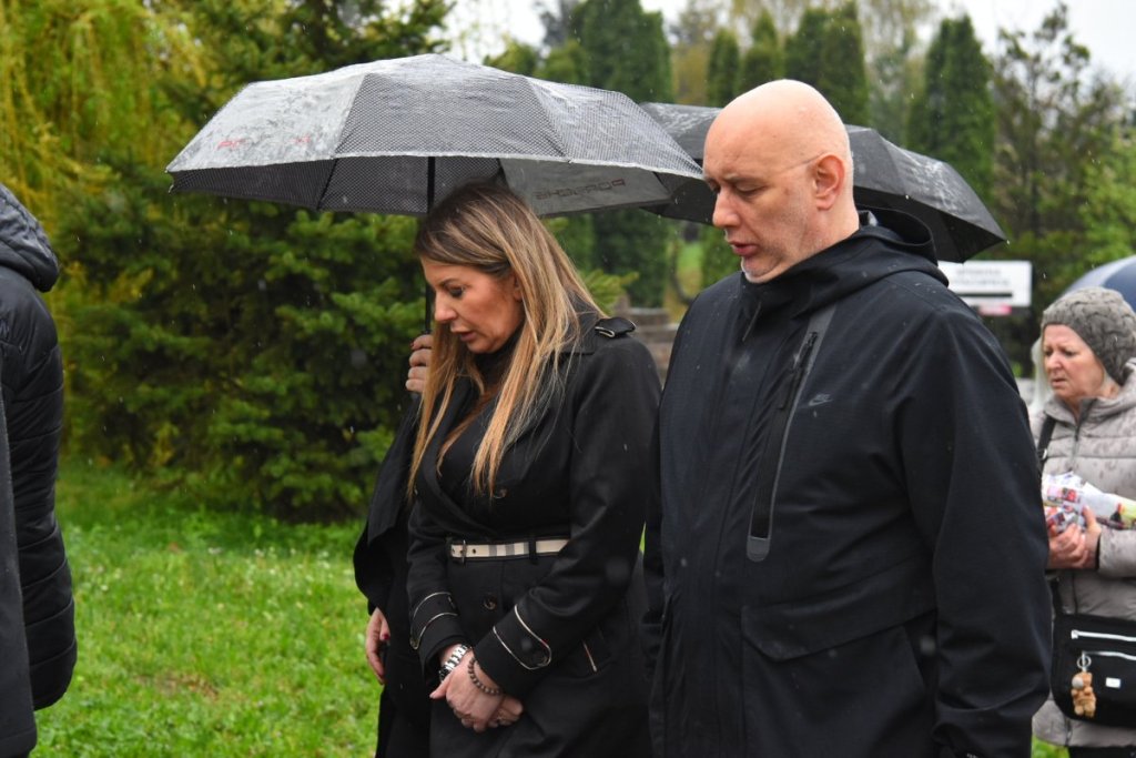 Sahranjen Vladica Miljković brat Viki Miljković - Informer.rs