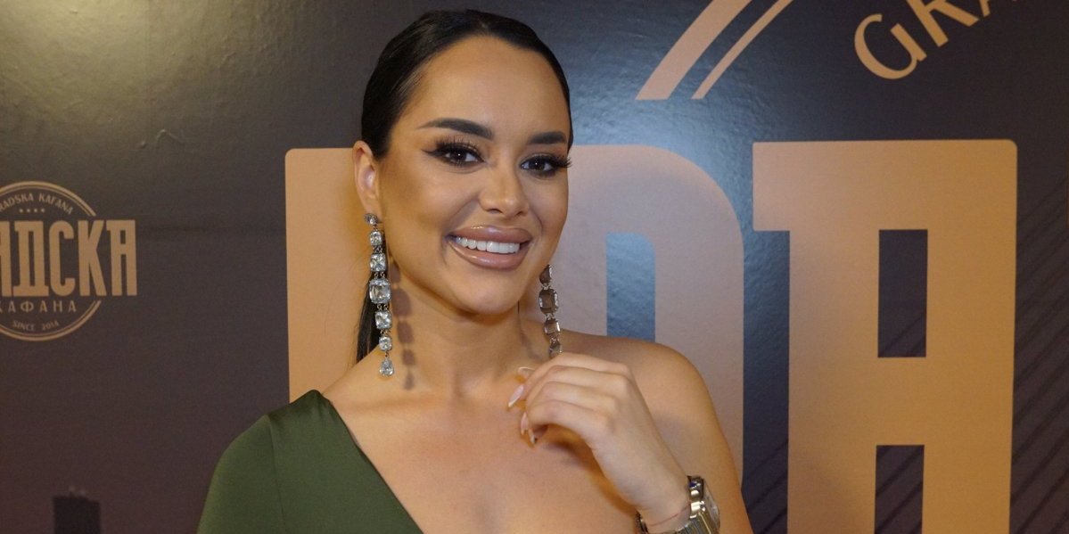 Tijana Milentijević pokazala bujni dekolte - Informer.rs