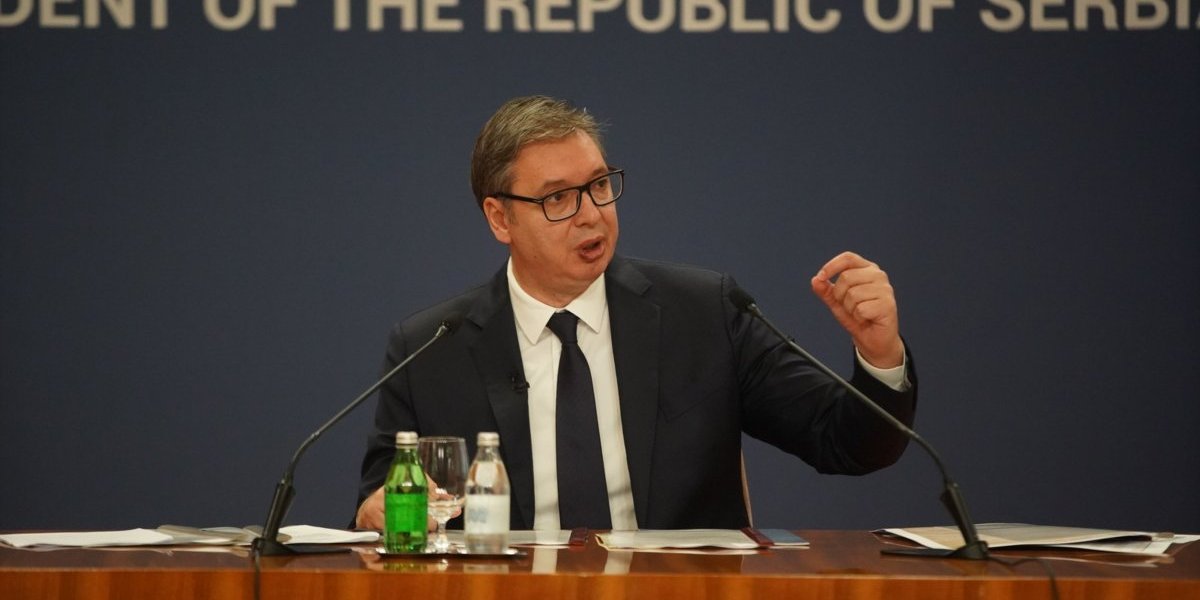 Oglasio se Vučić povodom napada na studenta Balaća i njegovu porodicu - Informer.rs